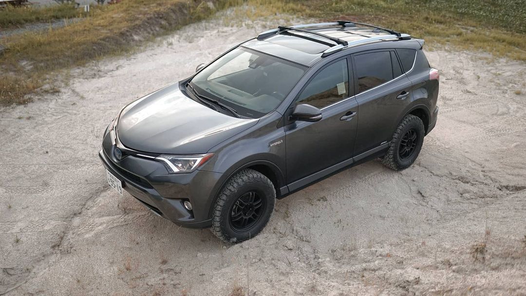 Aggregate 83 About Toyota Rav4 Tires Super Hot In daotaonec